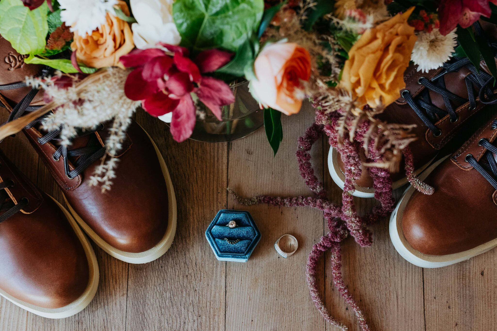 What to Include in the Flat Lay for your Wedding Details ...
